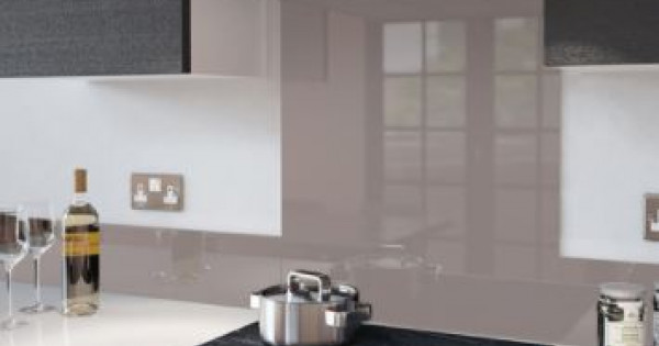 Splashback Putty 700mm x 750mm Deco Glaze